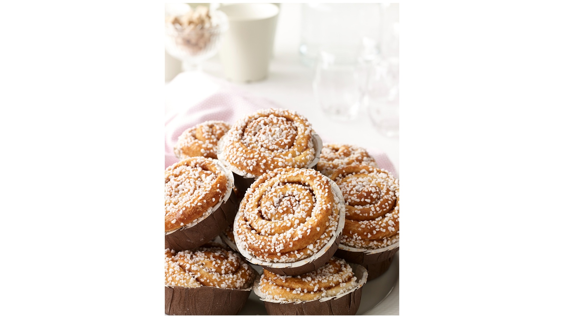 Luksus kahvipulla 85g – Fastfood & Ravintola Helsinki