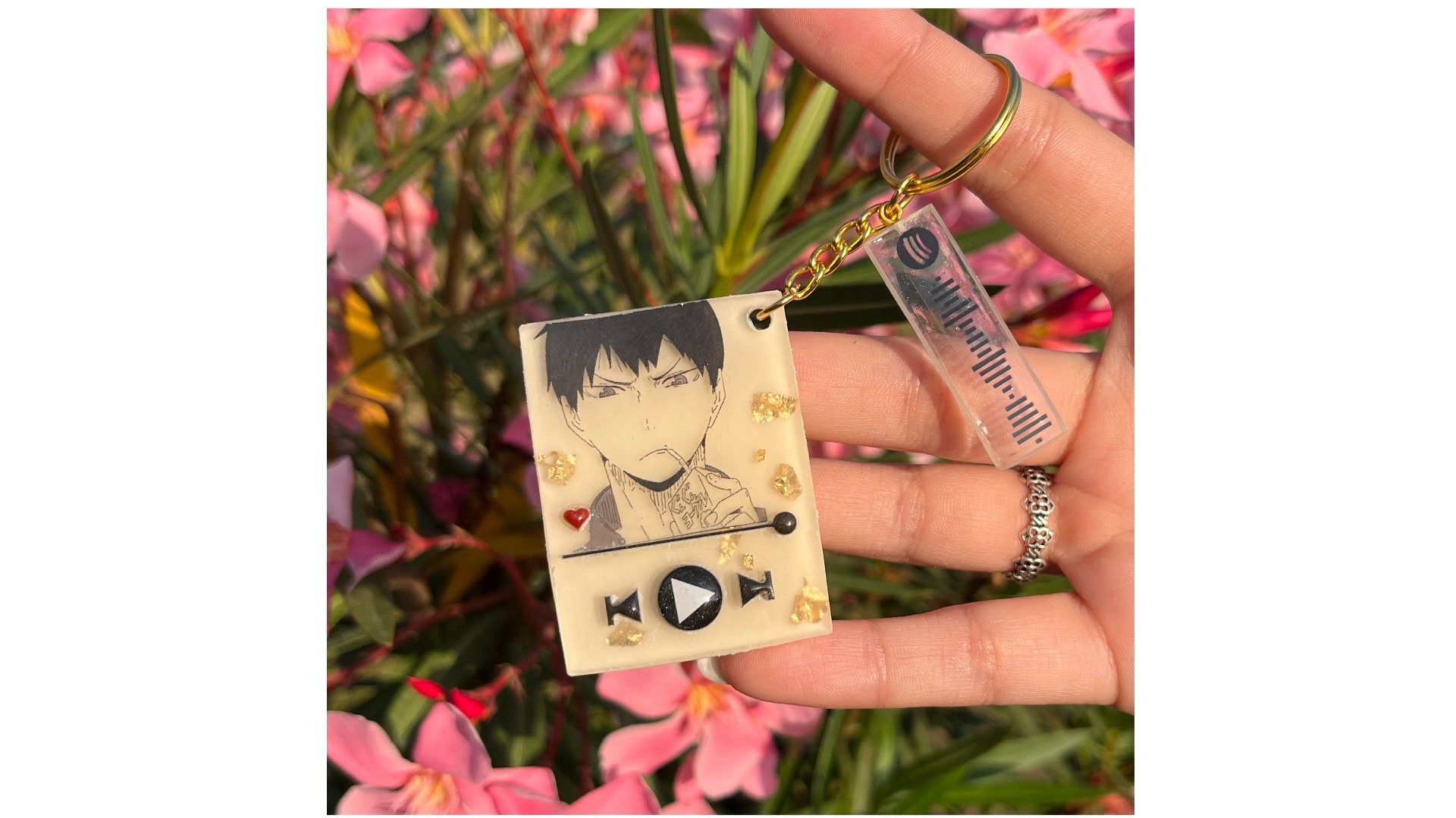 Anime resin keychain with spotify code – FACTS