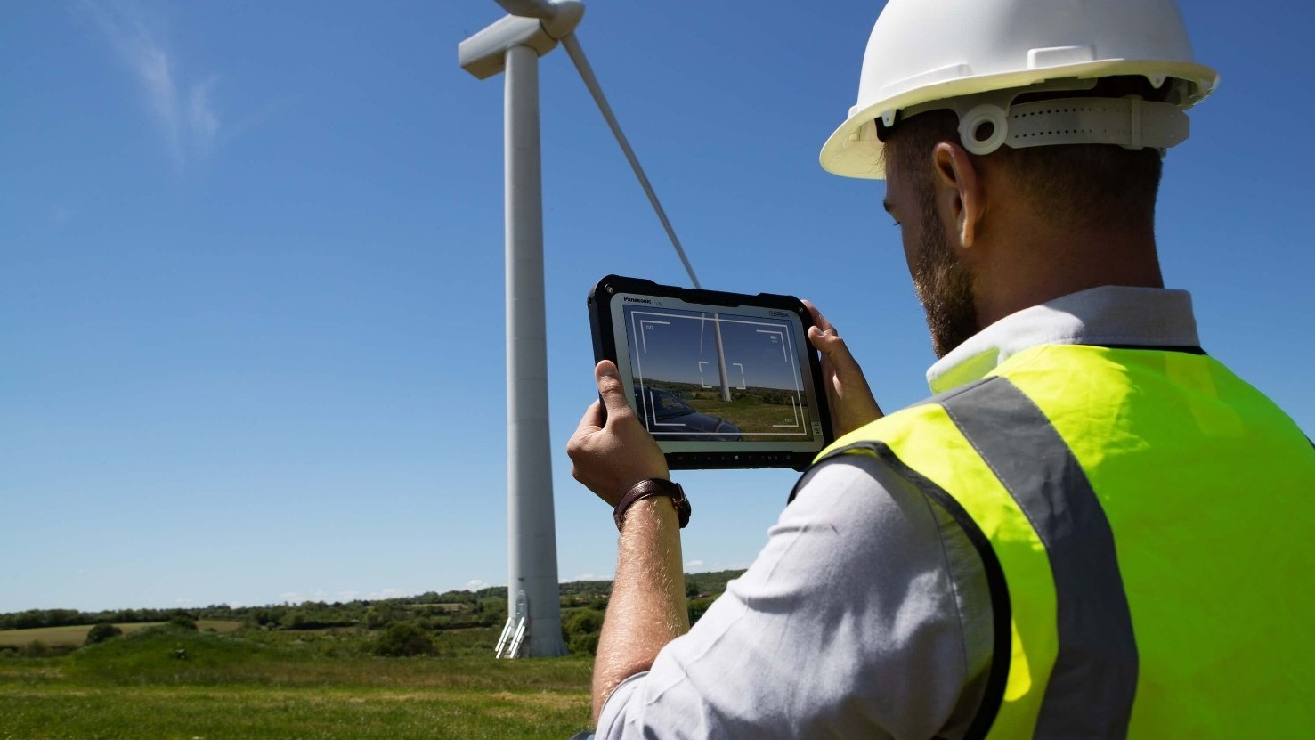 TOUGHBOOK G2 with Augmented Reality for maintenance works on a windmill ...