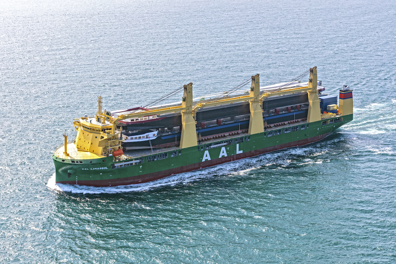 AAL’S first super b-class vessel completes record-breaking voyage