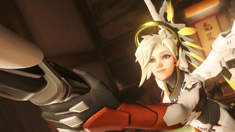 Voice actor of Mercy from Overwatch present as Special Guest.
