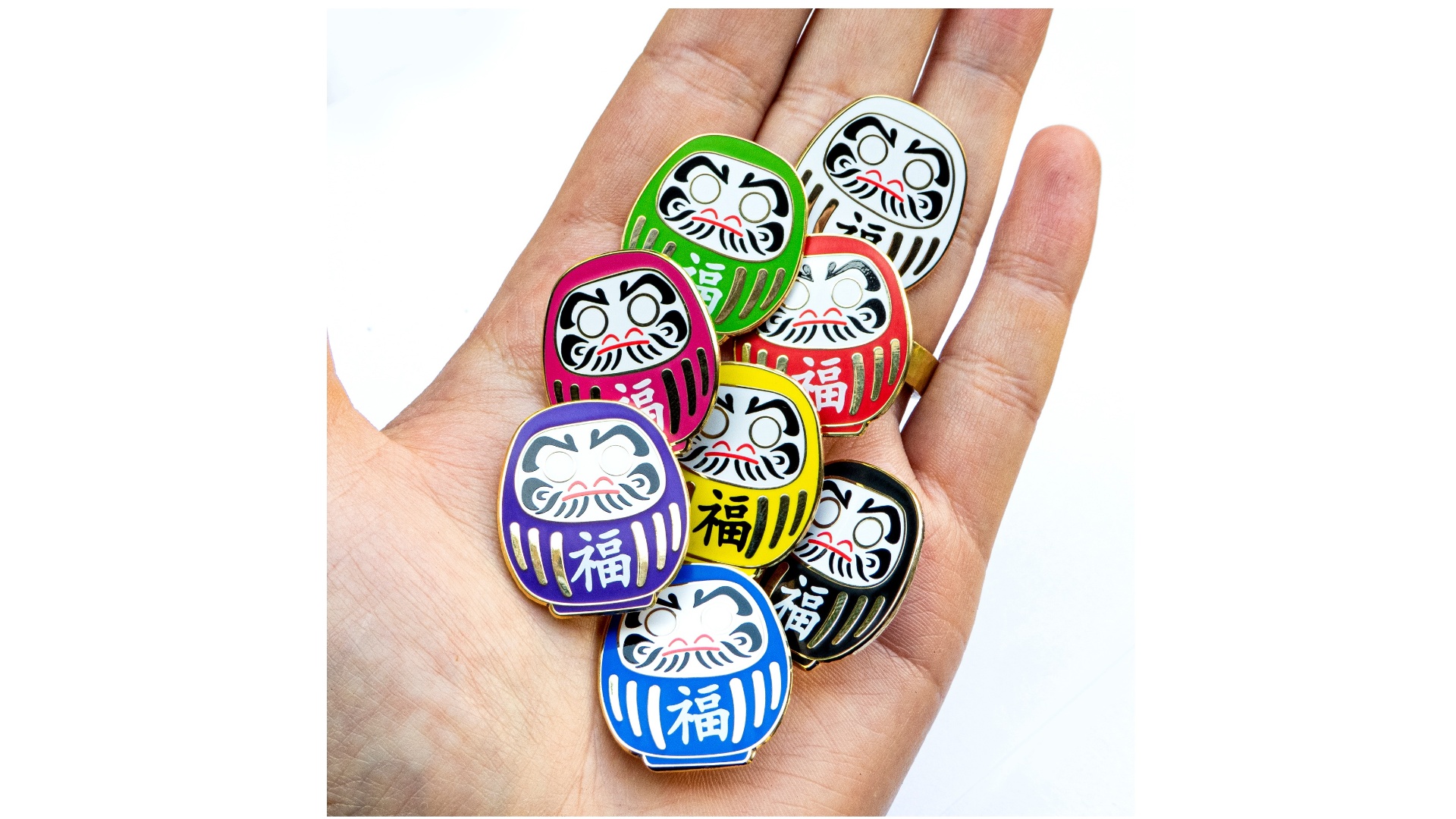DARUMA DOLL ENAMEL PIN – Heroes Dutch Comic Con
