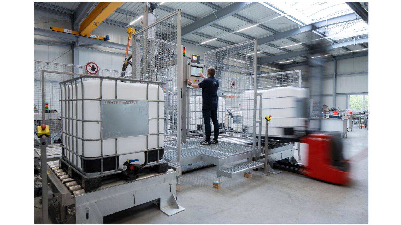Automated IBC filling line – Solids Rotterdam