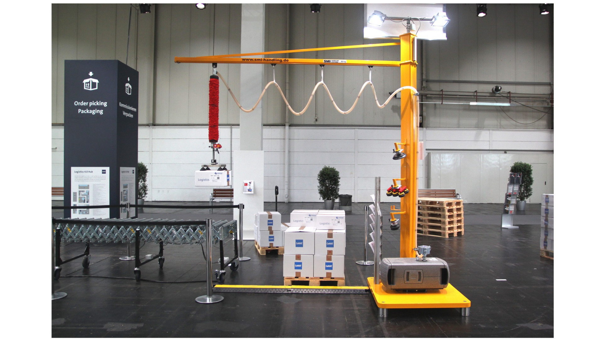 KBK and slewing jib – EMPACK Messe DE