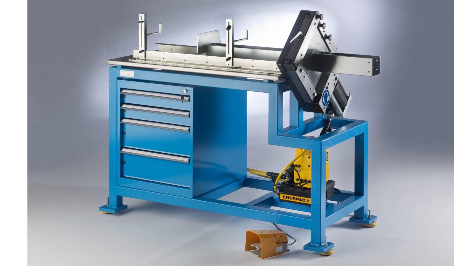 PFLITSCH GmbH & Co. KG – All About Automation