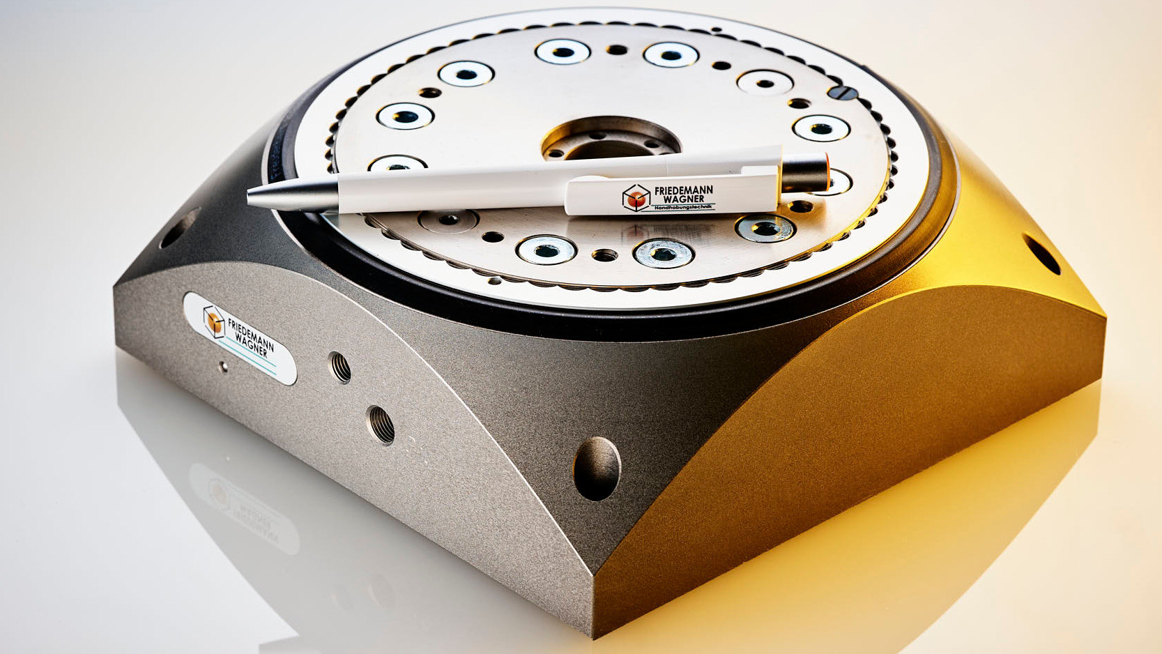 manually driven rotary indexing table – All About Automation ...