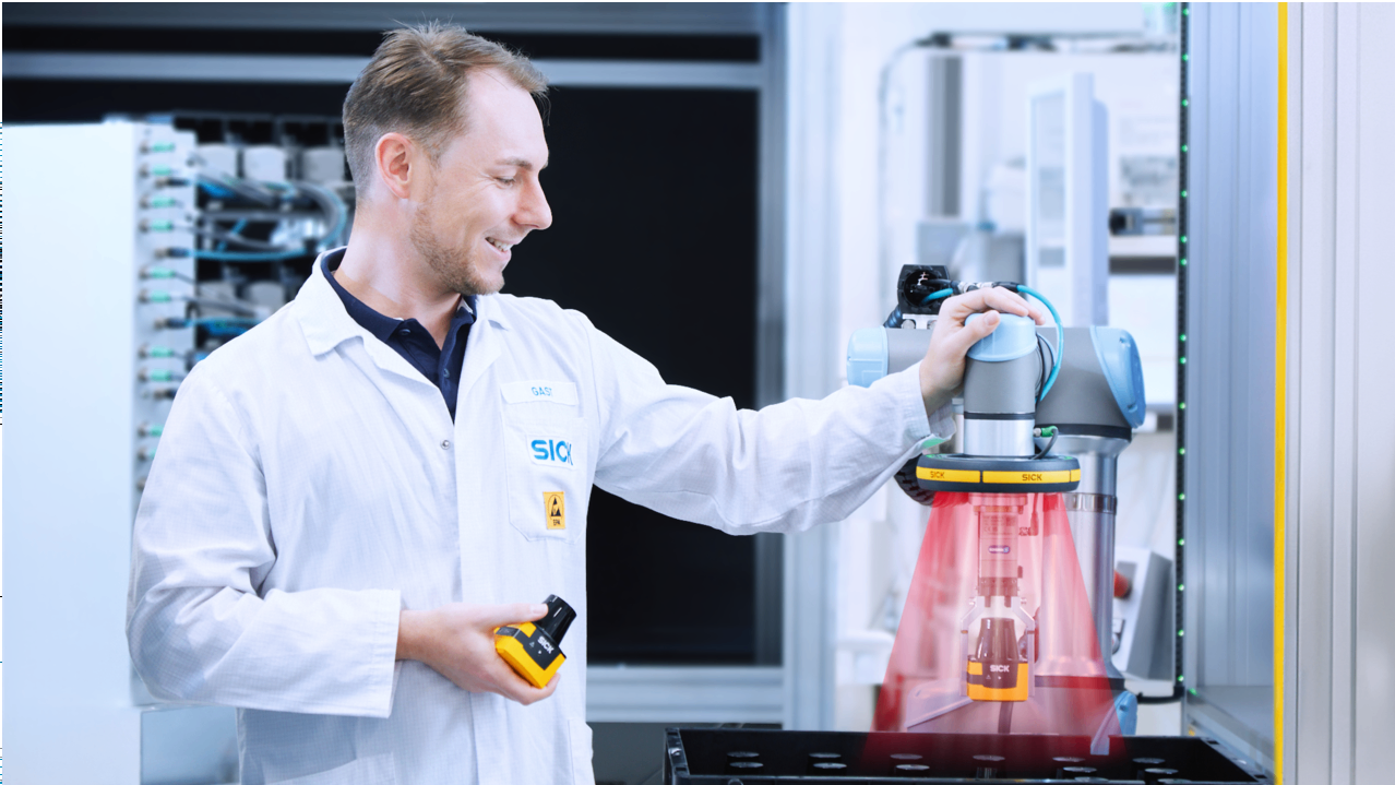 End-of-Arm-Safeguard – Collision protection around the gripper for safe ...