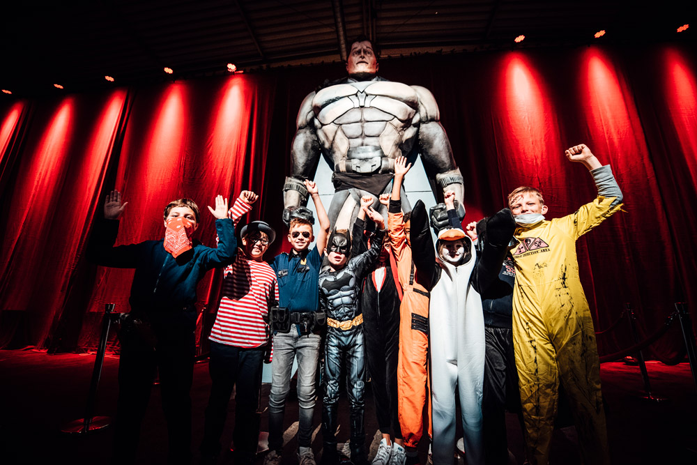 Ontmoet het FACTS Comic Con-team en ontdek hun missies