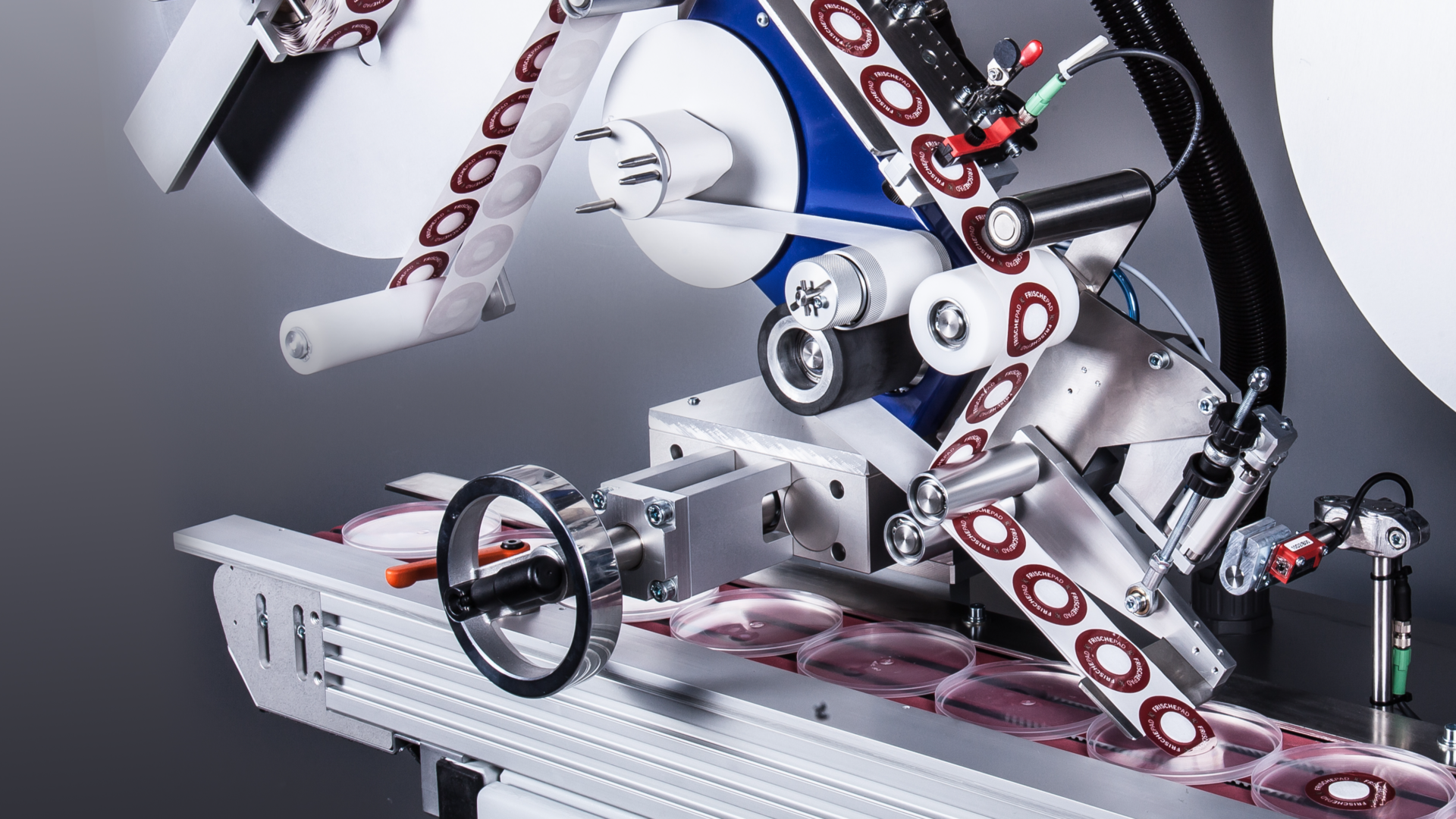 Label Dispenser – EMPACK Messe DE