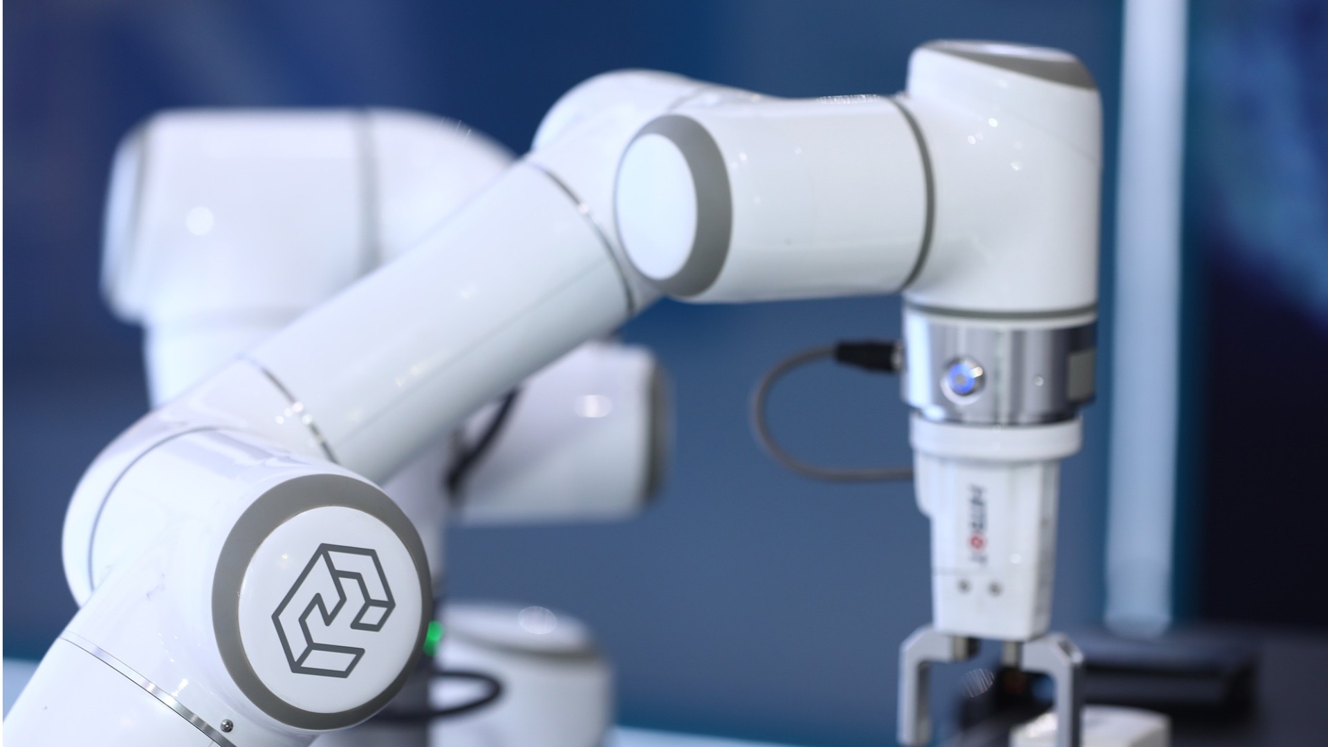 Elite Robots EC63 – EMPACK Messe DE