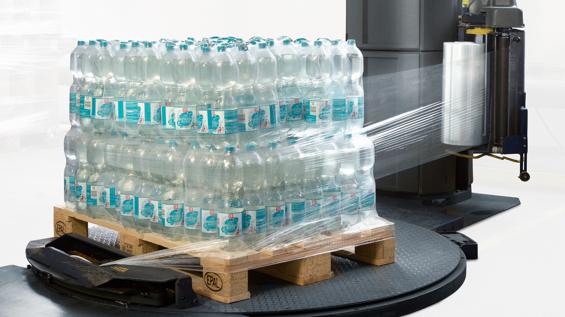 Load Unit Securing – EMPACK Messe DE