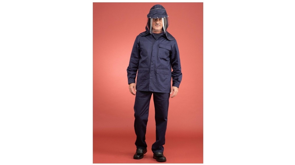 Molten Metal/Aluminium clothing and accessories – UK Metals Expo