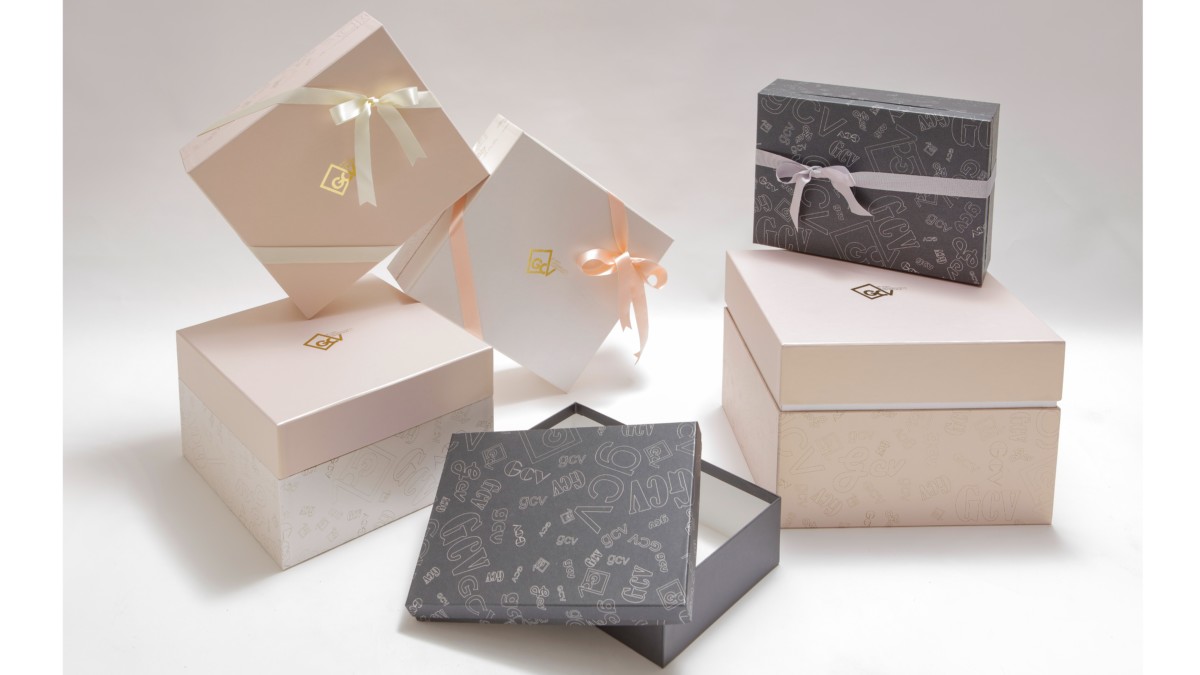 Three pieces bound boxes – Packaging Premiere & PCD Milan