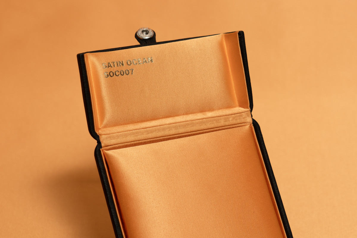 Satin Ocean: elegant and sustainable - Fontana Grafica's project ...