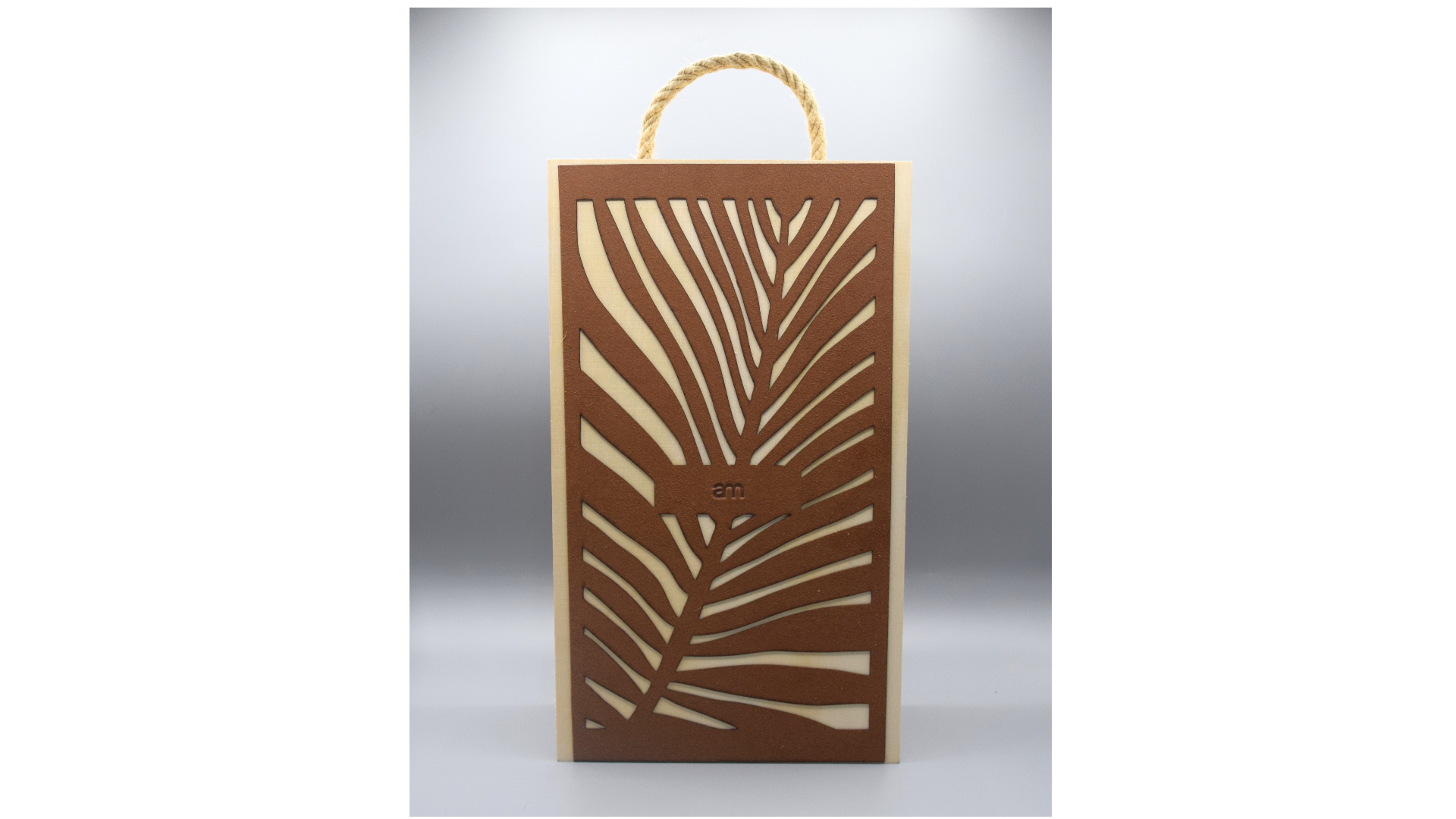 Habillage avec décor textile sur coffret – Paris Packaging Week