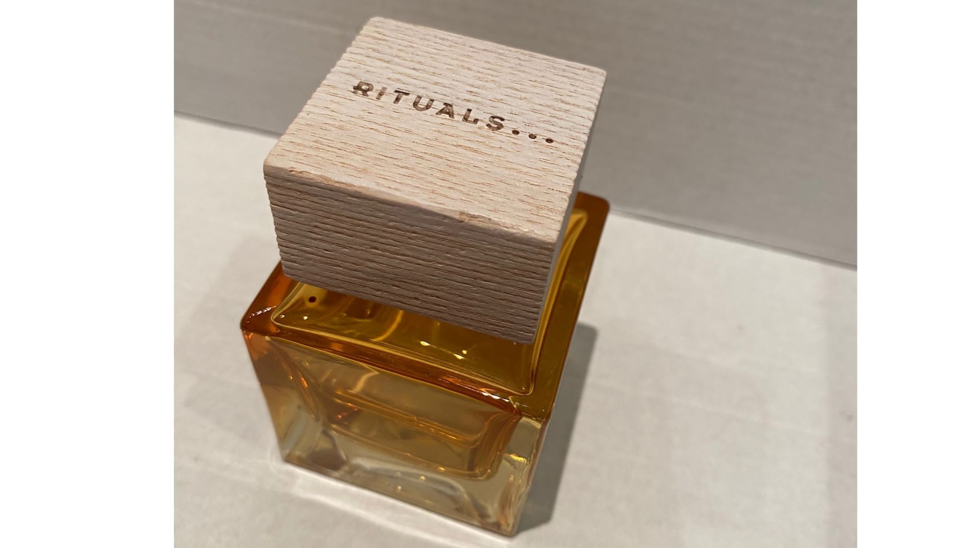 Capot de parfum Rituals – Paris Packaging Week