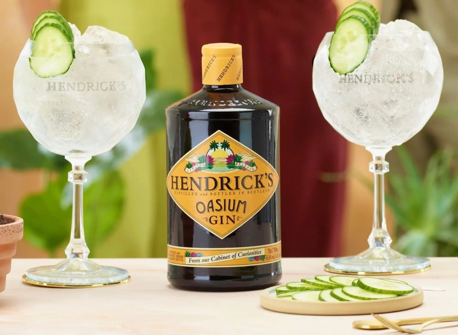 Paris Packaging Week | Le nouveau gin Oasium de Hendrick's capture l ...