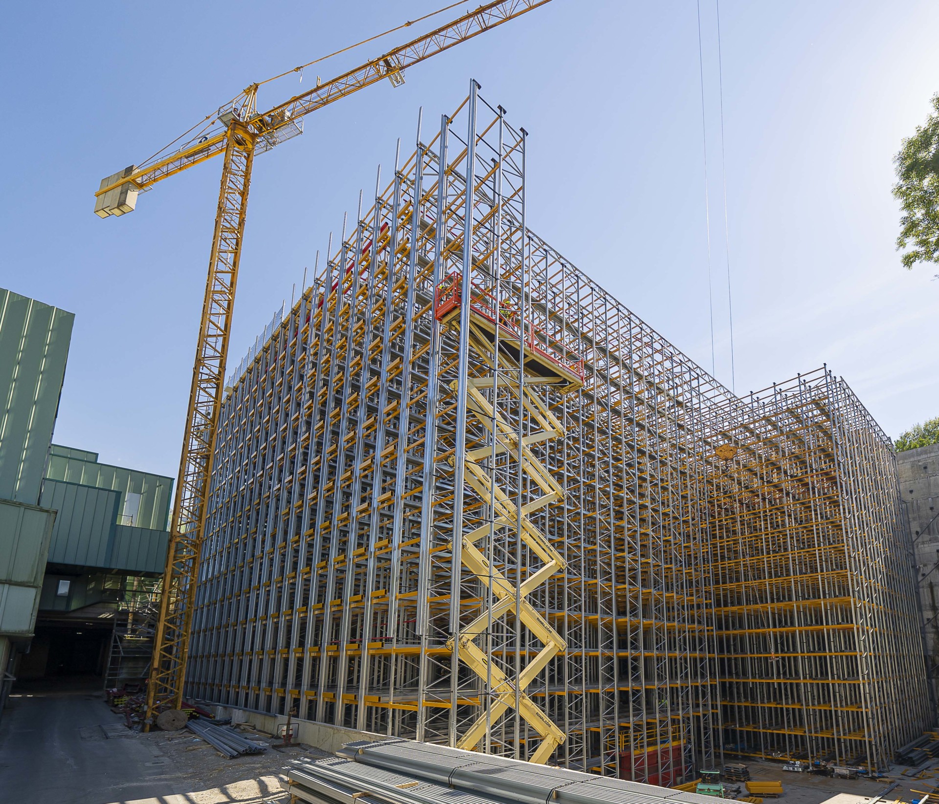 POLYPAL is building a new self-supporting warehouse for more than ...