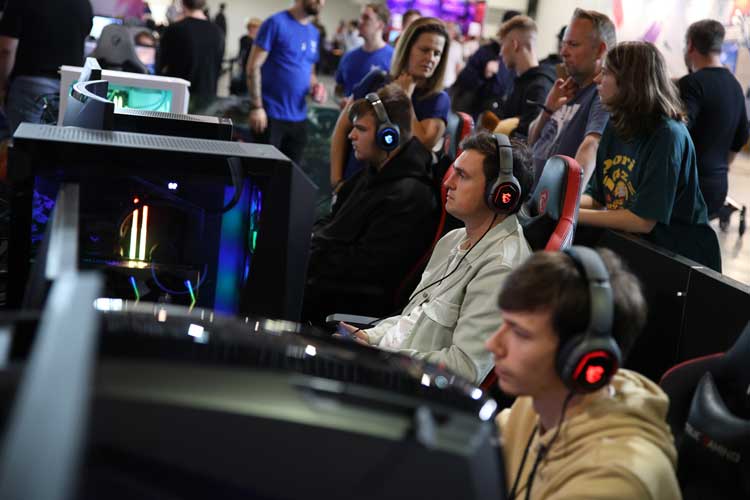 Gaming-GameForce-01 – Heroes Comic Con Belgium