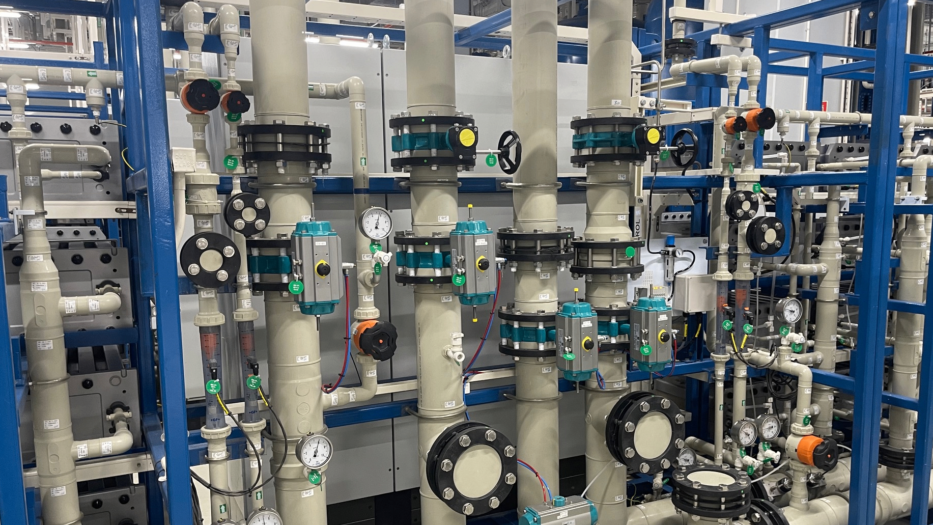 InterApp Solutions for the Semiconductor Industry – PUMPS & VALVES Zürich