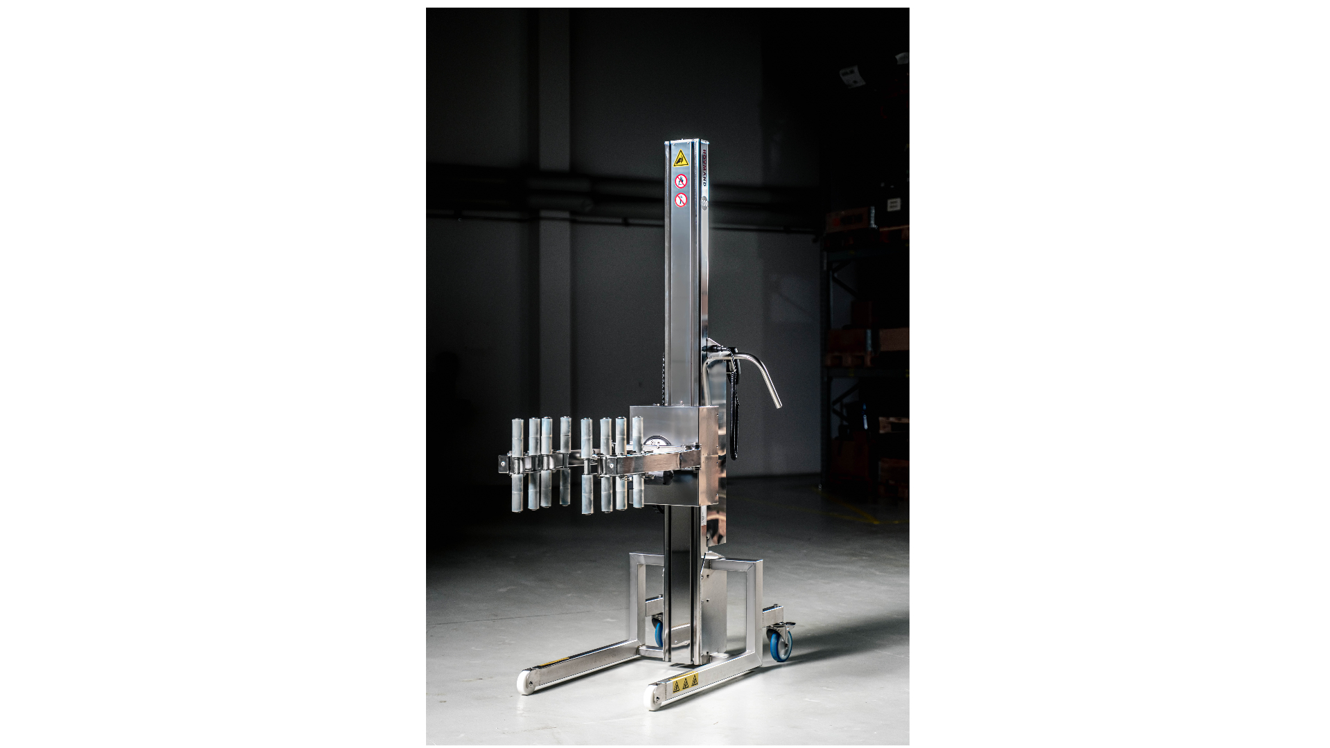 QC3 – the most compact reel and drum lifter of its kind – Empack Schweiz